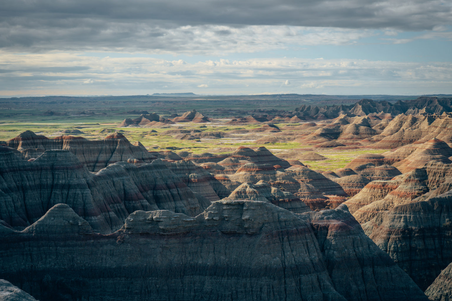 ULTIMATE GUIDE TO BADLANDS NATIONAL PARK IN SOUTH DAKOTA - Smilkos Lens