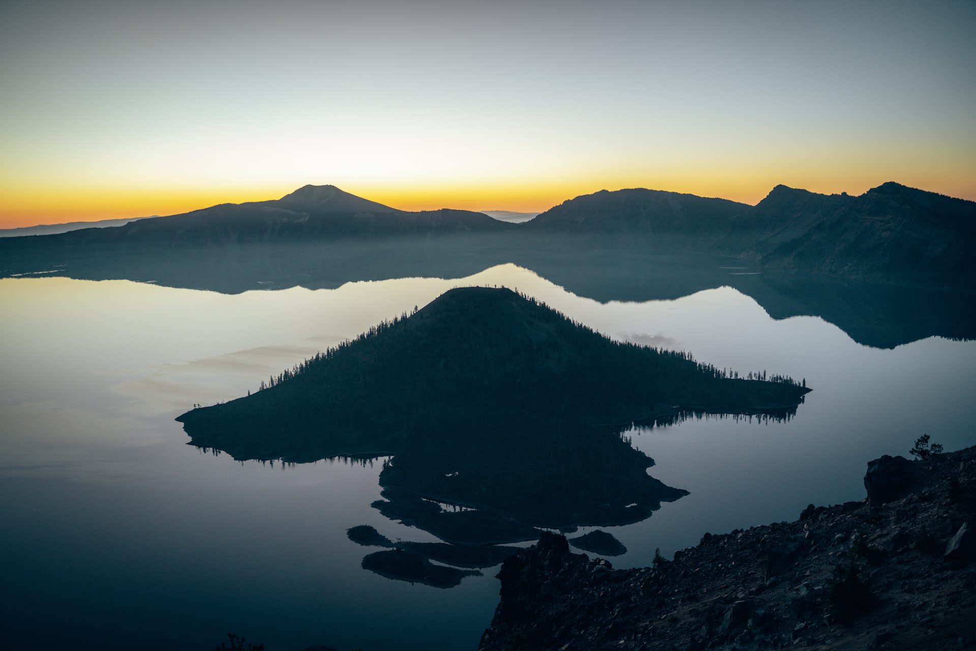 ULTIMATE GUIDE TO CRATER LAKE NATIONAL PARK - Smilkos Lens