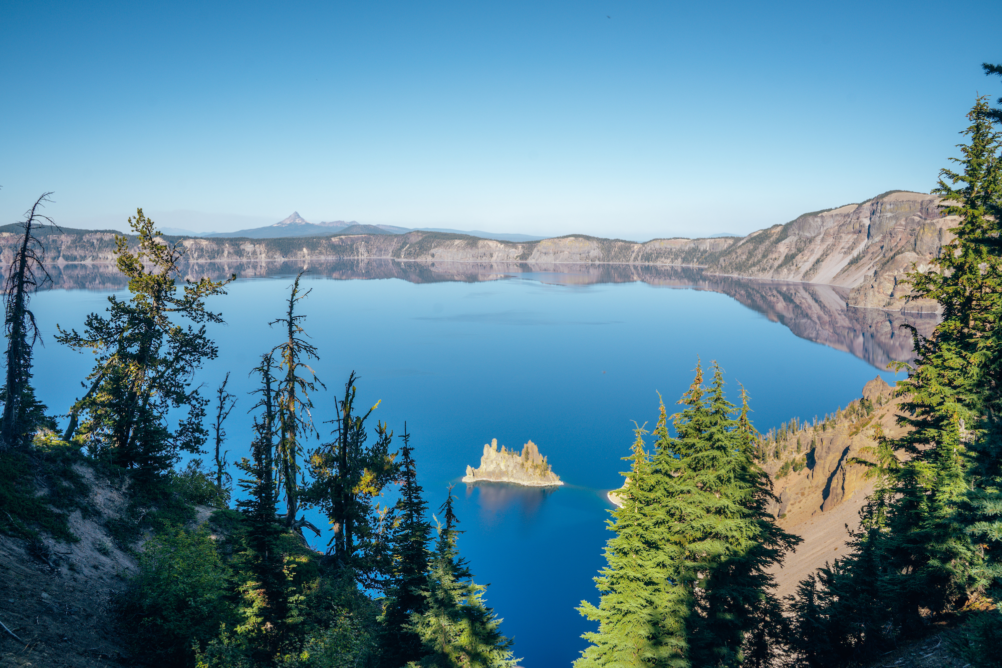 ULTIMATE GUIDE TO CRATER LAKE NATIONAL PARK - Smilkos Lens