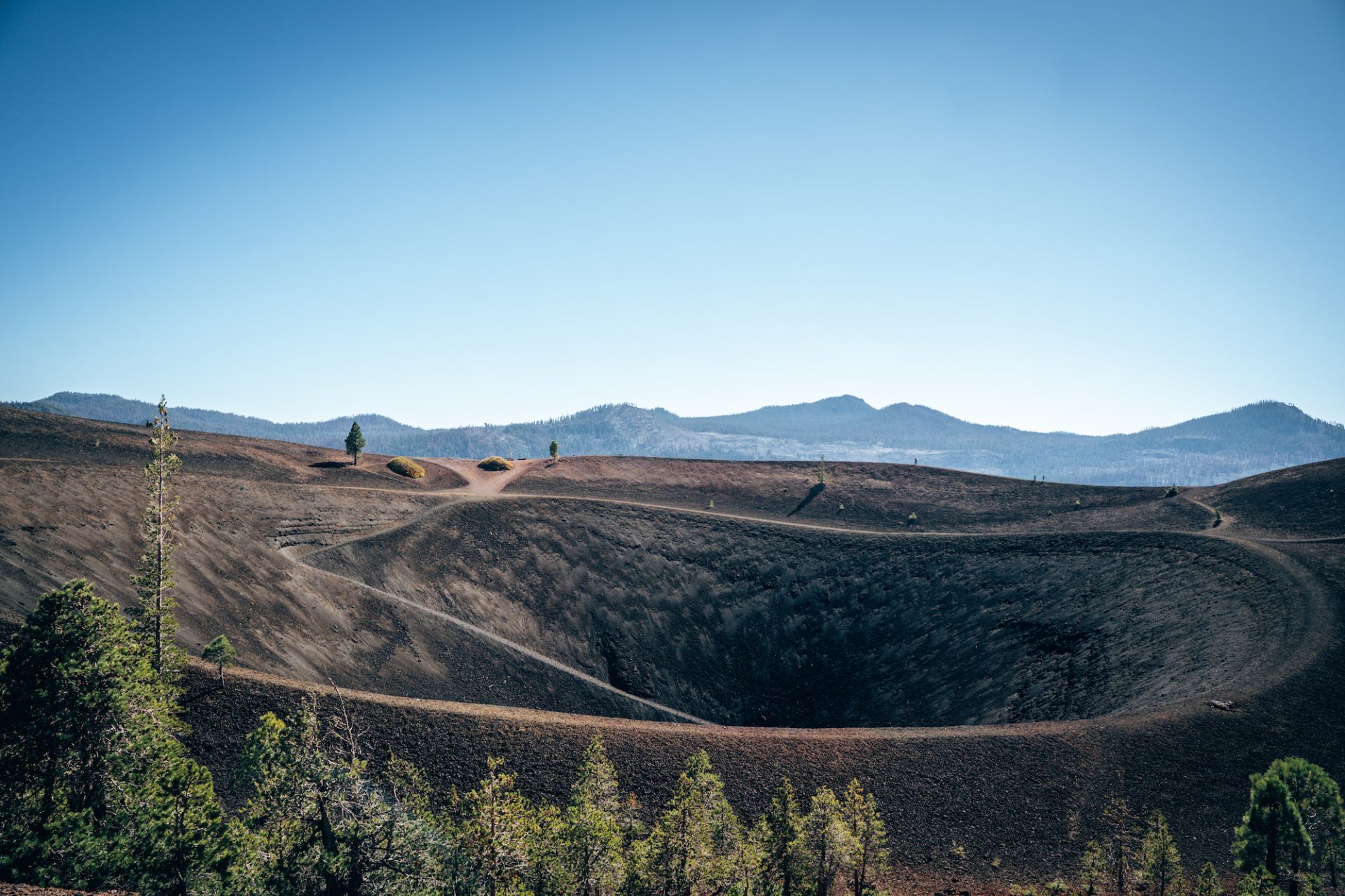 ULTIMATE GUIDE TO LASSEN VOLCANIC NATIONAL PARK - Smilkos Lens